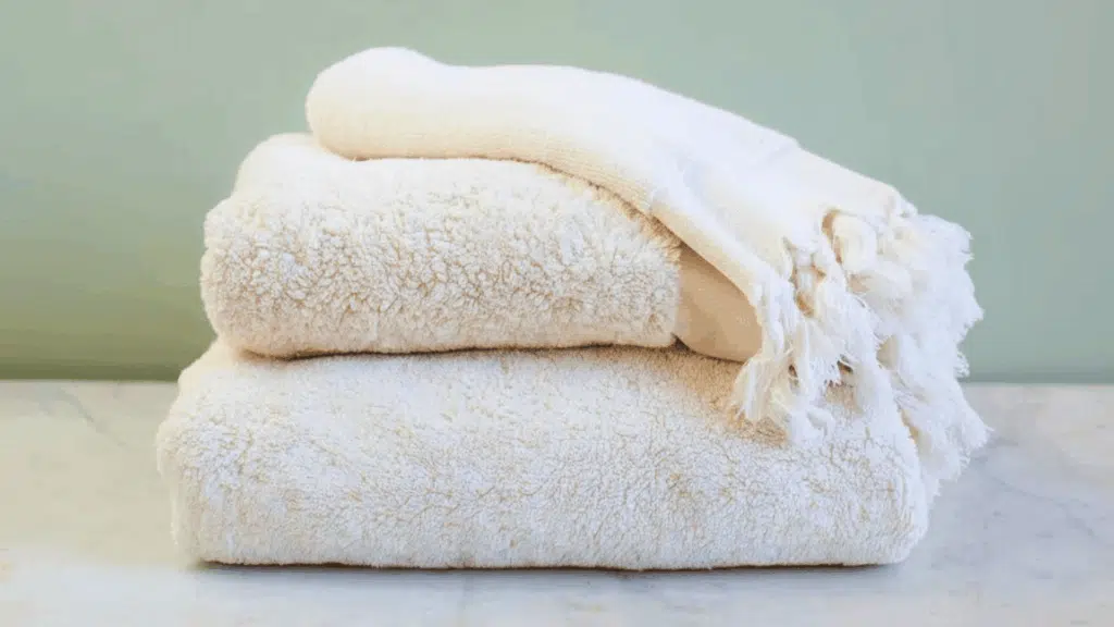 What are Towels Made of and 9 Fabric Types You Should Know - Easy Rest