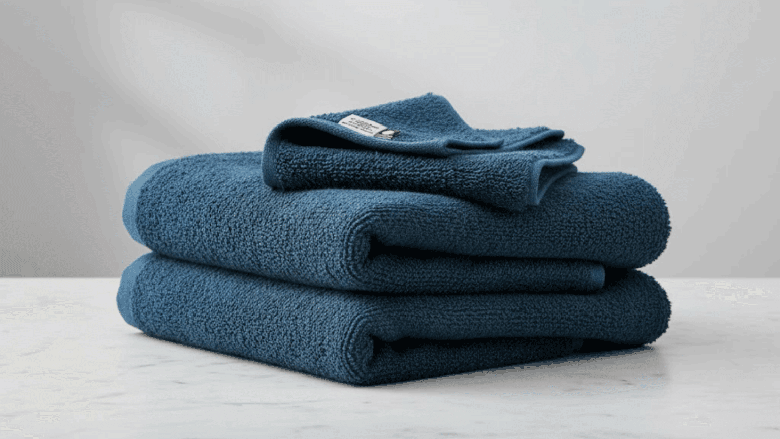 What are Towels Made of and 9 Fabric Types You Should Know - Easy Rest