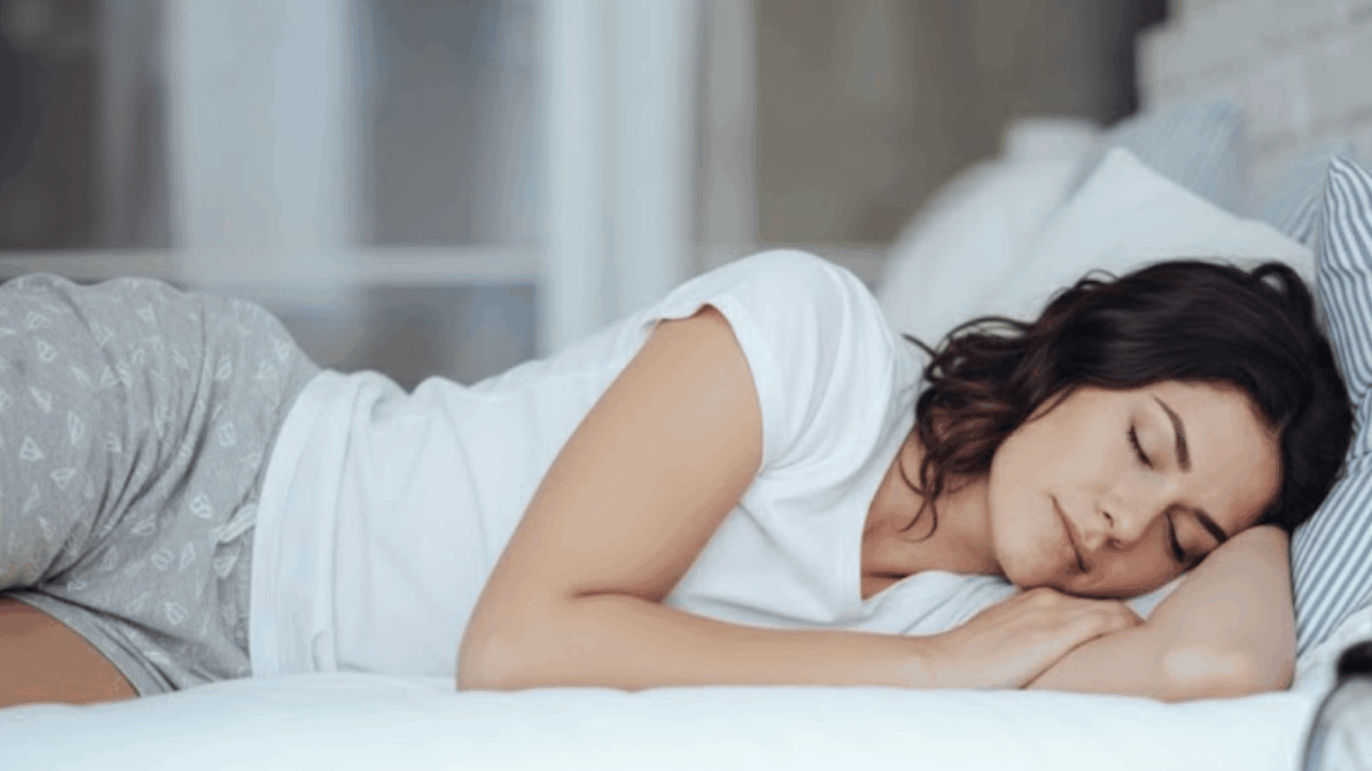 Latissimus Dorsi Pain Sleeping Position Tips - Easy Rest